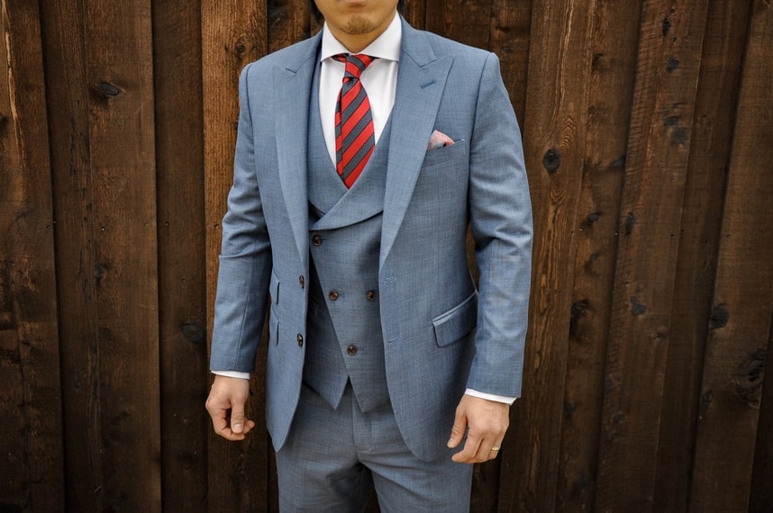 SUITABLEE | Complets et chemises sur mesure pour homme en ligne